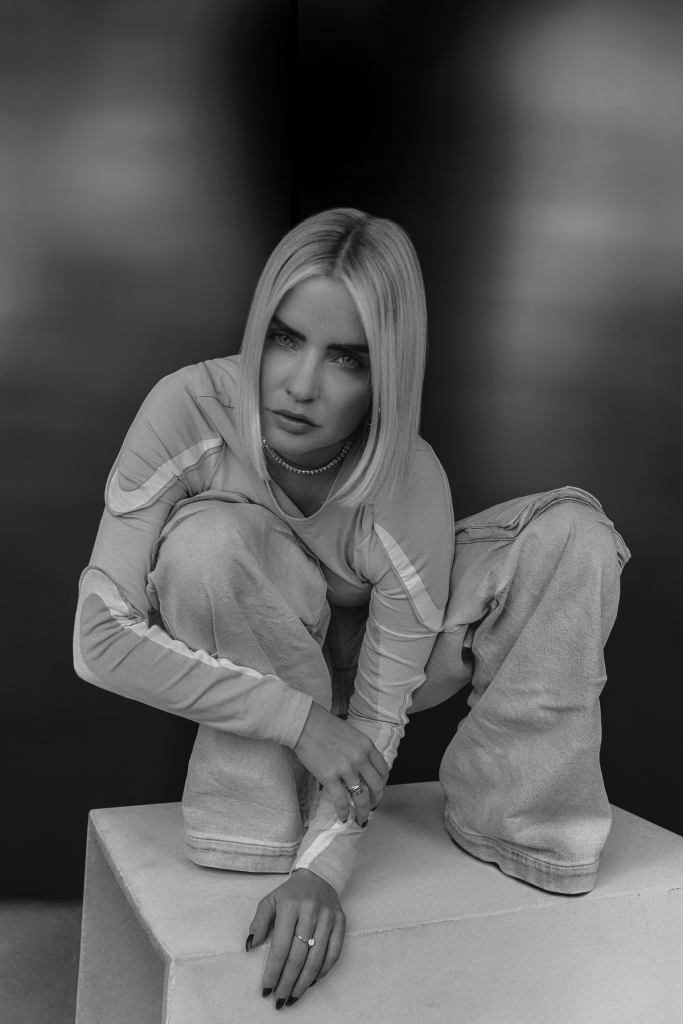 LOVRA - Radius Agency